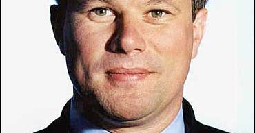 Napster CEO Hangs It Up - CBS News