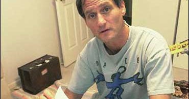 The Man Behind The Pledge Suit - CBS News