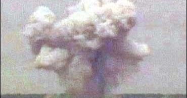 U.S. Tests Super Bomb In Fla. - CBS News