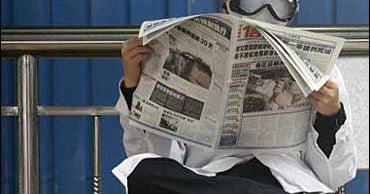 Beijing's SARS Recordkeeping Panned - CBS News