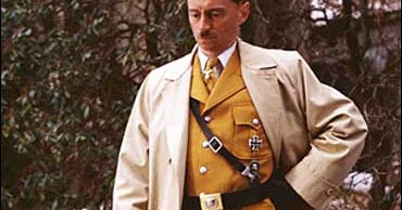 Robert Carlyle's Hitler - CBS News