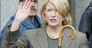 Martha Wants Indictment Trimmed - CBS News