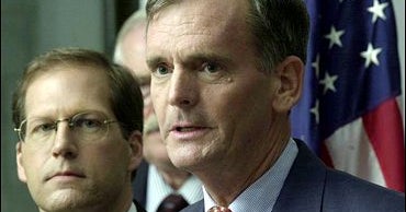 GOP's Gregg Front-Runner For Commerce - CBS News