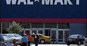 INS Agents Raid Wal-Mart Stores - CBS News