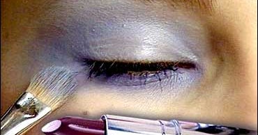 Fixing Your Make-Up Mess-Ups - CBS News