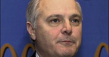 McDonald's Reacts To CEO's Death - CBS News