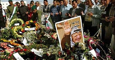 What Killed Arafat? - CBS News