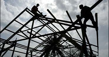 Tsunami Aid At Work - CBS News