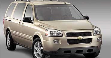 GM Minivans: Higher Safety Marks - CBS News