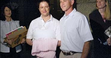 Enron CFO's Wife Is Out Of Jail - CBS News