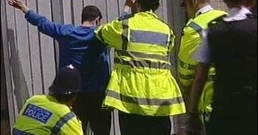 Two Arrested In London Attacks - CBS News