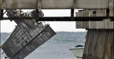 Wing Broke Off Crashed Miami Plane - CBS News