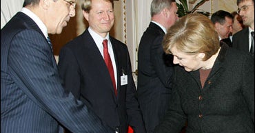 Countries Split Over Sanctioning Iran - CBS News