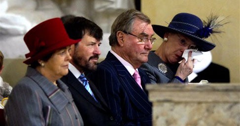 Martinez Fails To Set Record - CBS News