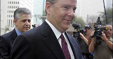 Key Witness Up In Enron Trial - CBS News