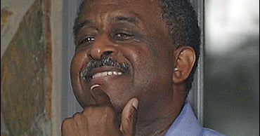 Mayor Defends Handling Of Duke Case - CBS News