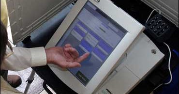 Diebold Fails To Sell Voting Machine Unit - CBS News