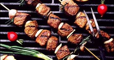 Pretty Grills, All In A Row - CBS News