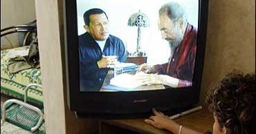 A More Robust Castro Meets With Chavez - CBS News