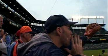 Baseball Fan Is Sport's Top Catcher - CBS News