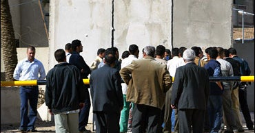 Over 100 Iraqi Scientists Abducted - CBS News