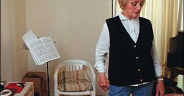 Jazz Great Anita O'Day Dies At 87 - CBS News