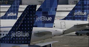 JetBlue Finds Some Calm After Storm - CBS News