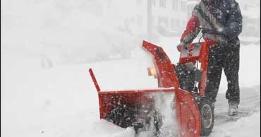 Winter's Last (?) Gasp Chokes Northeast - CBS News