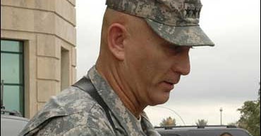 U.S. Commanders Talking With Militants - CBS News