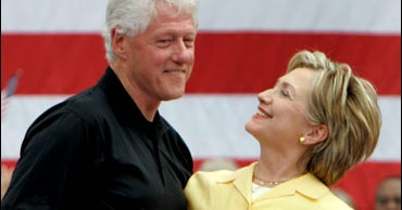 The Marriage Behind The Clintons - CBS News