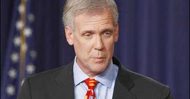 Snow Optimistic In Cancer Fight - CBS News