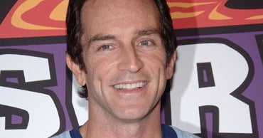 Jenna Fischer's Wedding Officiant: Jeff Probst - CBS News