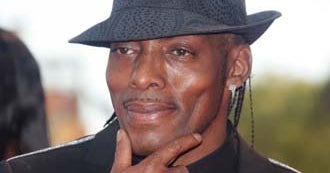 Rapper Coolio arrested after loaded gun found at LA airport - CBS News