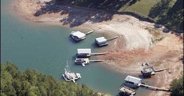 Water Level Drops, Panic Rises In Georgia - CBS News