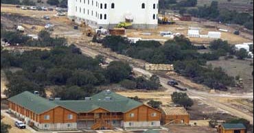 Tensions Escalate At Polygamist Compound - CBS News