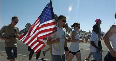 A Run To Honor Fallen Soldiers - CBS News