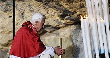 Pope Drinks Water From Lourdes Spring - CBS News