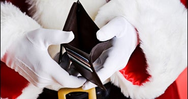 Poll: U.S. Cuts Back On Holiday Spending - CBS News