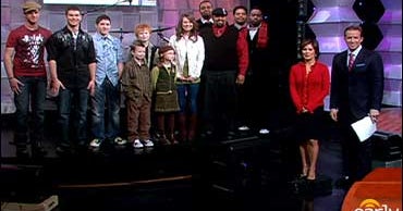 Final 3 "Face Off" Families Face Off - CBS News