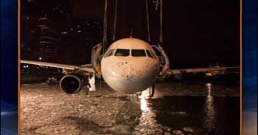 Exclusive: Photos Of Flight 1549 Salvage - CBS News