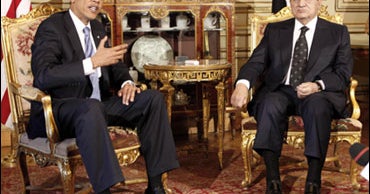 Obama Seeks Mubarak's Help with Mideast - CBS News
