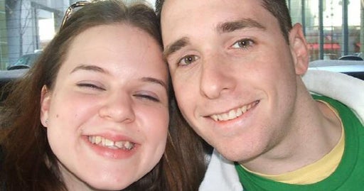 Jami Gertz Is 'Standing' On Top - CBS News