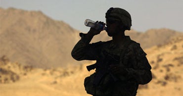 2002's Hottest Business Stories - CBS News