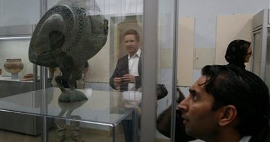 Looted Artifacts On Display At Afghan Museum - CBS News