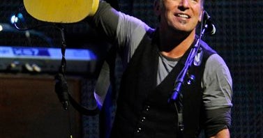 Springsteen Plays Last Show At Giants Stadium - CBS News