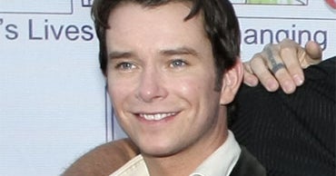 Singer Death Column Sparks Twitter Rage - CBS News