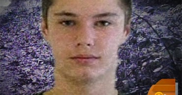 "Legend" of Colton Harris-Moore Grows - CBS News