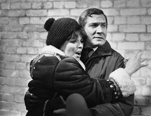 Actor Gene Barry Dies