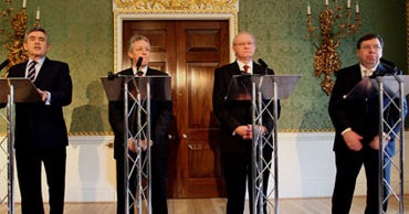 Deal Saves Northern Ireland Unity Gov't - CBS News