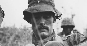 Remains of Errol Flynn's Son Found? - CBS News